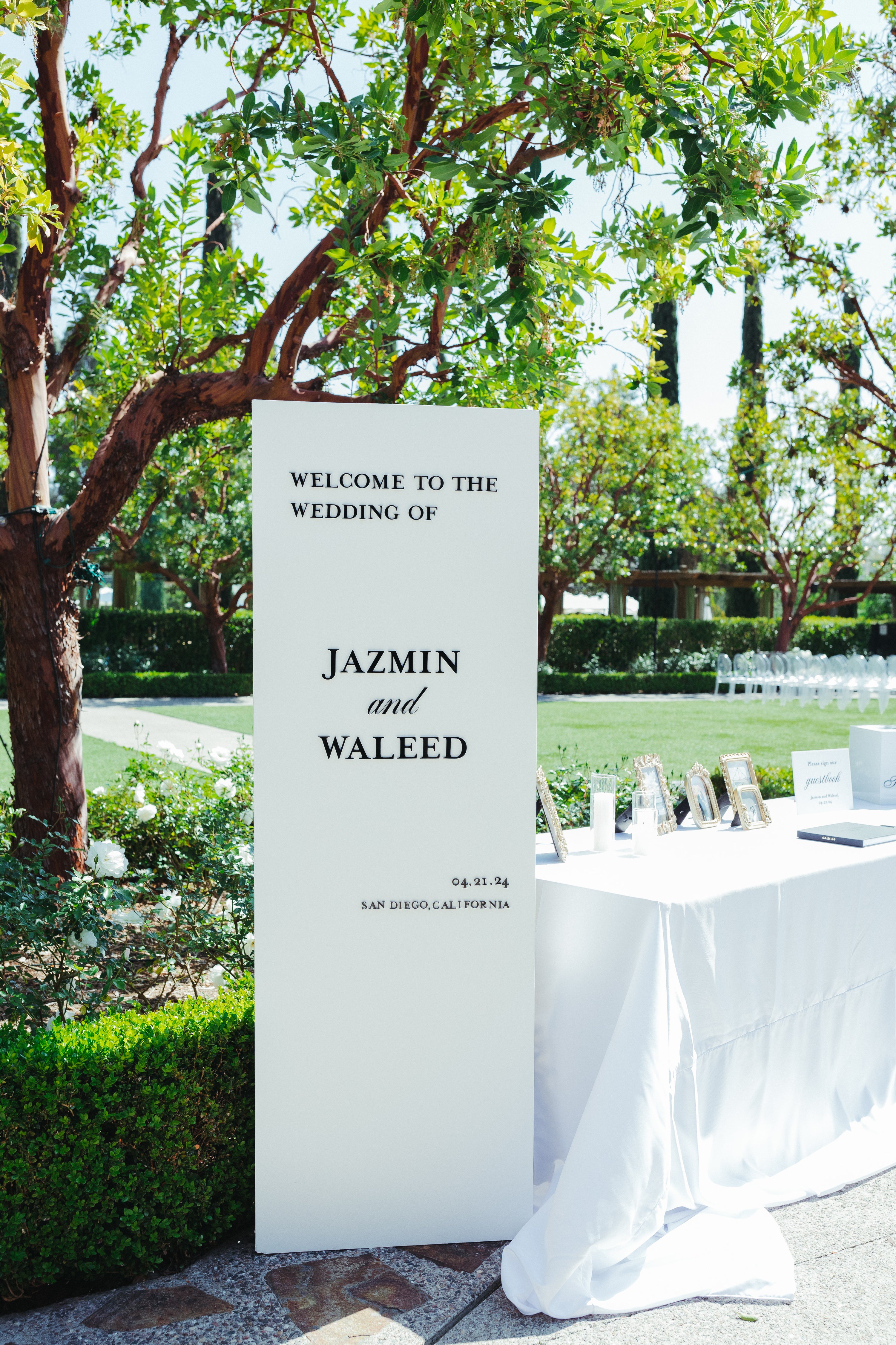 WELCOME SIGNS – The Bader Collective